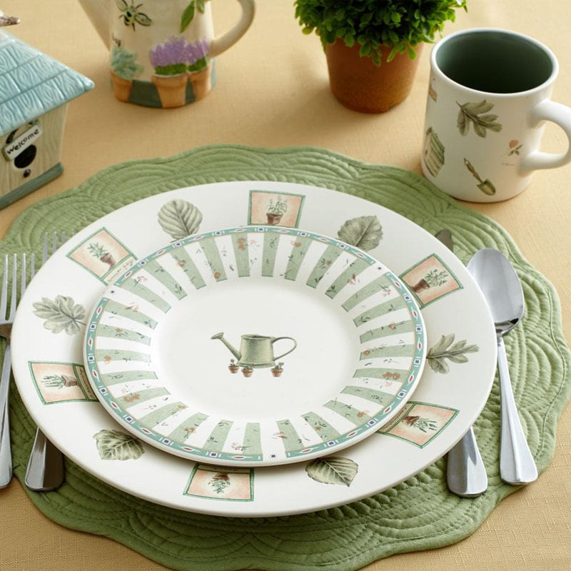 Naturewood® 16 Piece Dinnerware Set, Service for 4